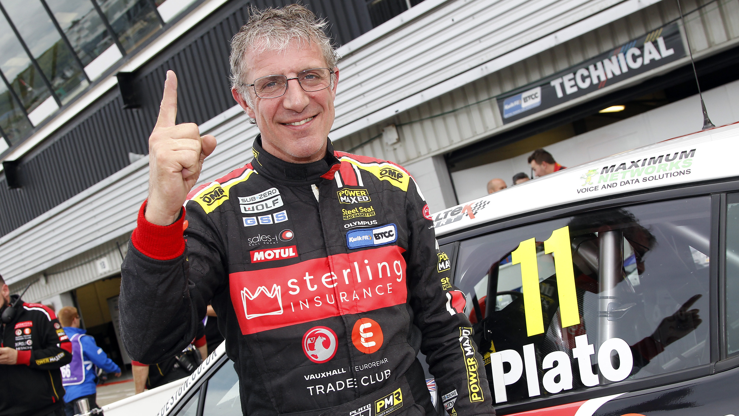 Jason Plato secures Silverstone pole after titanic battle – TouringCarTimes