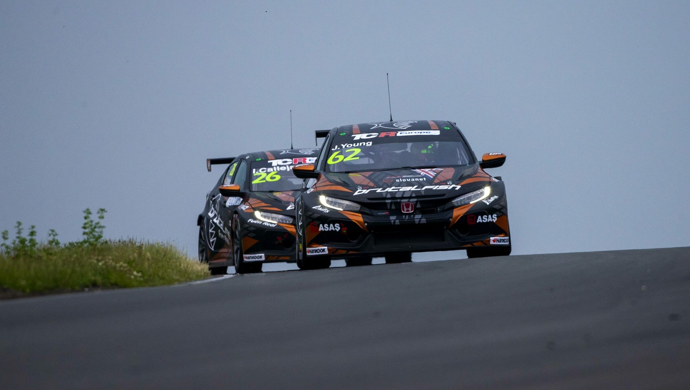 Jack Young edges ultra-tight second TCR Europe practice at Spa ...