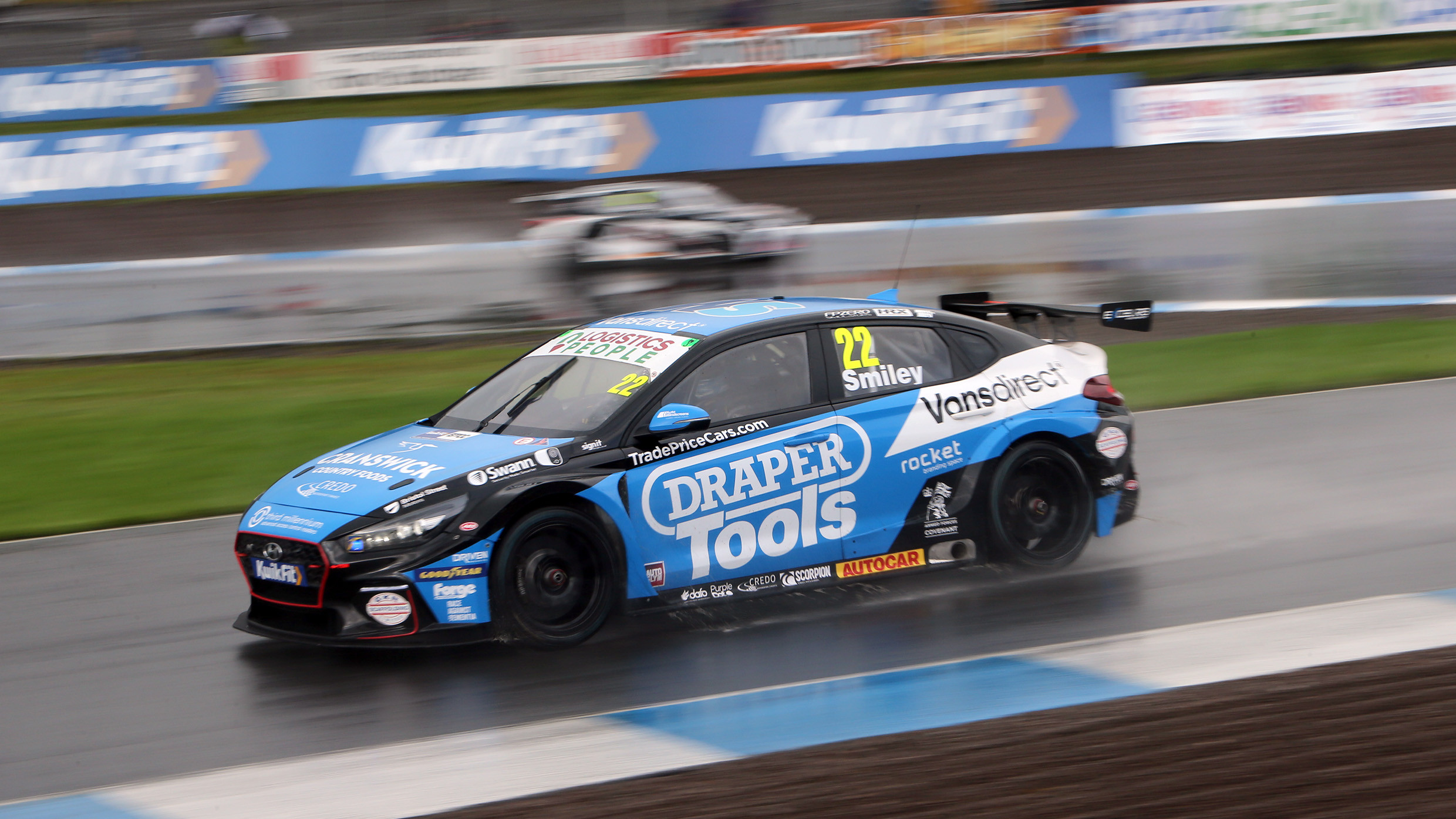 Chris Smiley hits the front in second Knockhill practice – TouringCarTimes