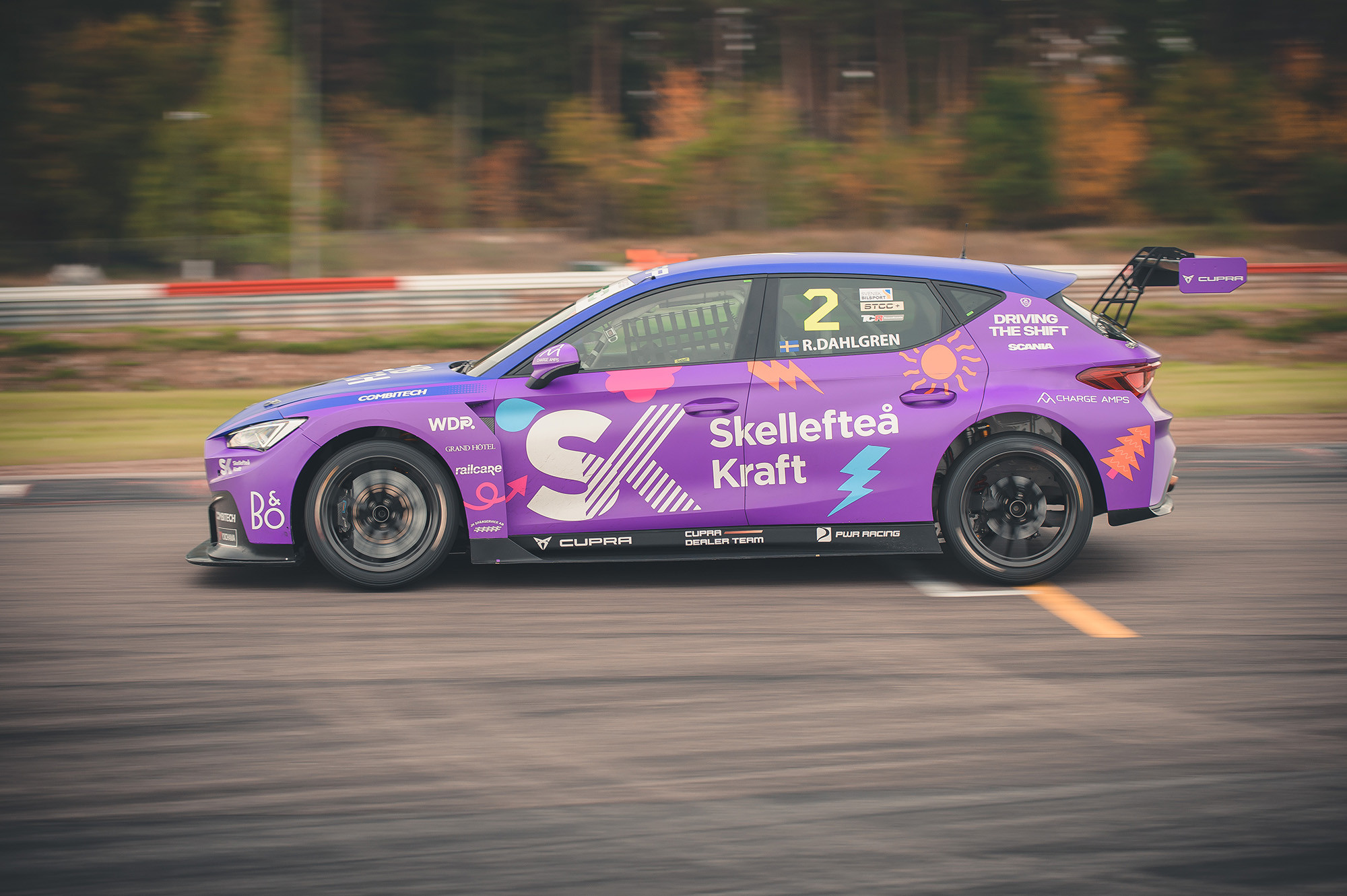 Robert Dahlgren becomes most victorious STCC driver ever with Mantorp ...