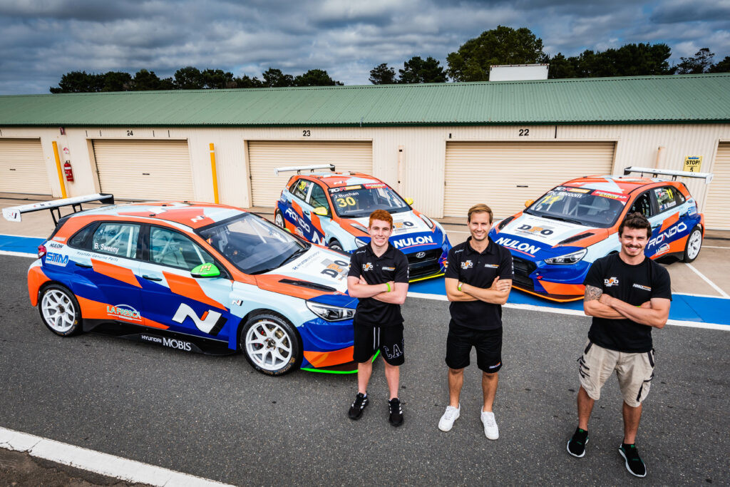 HMO Customer Racing unveils new livery for 2022 – TouringCarTimes