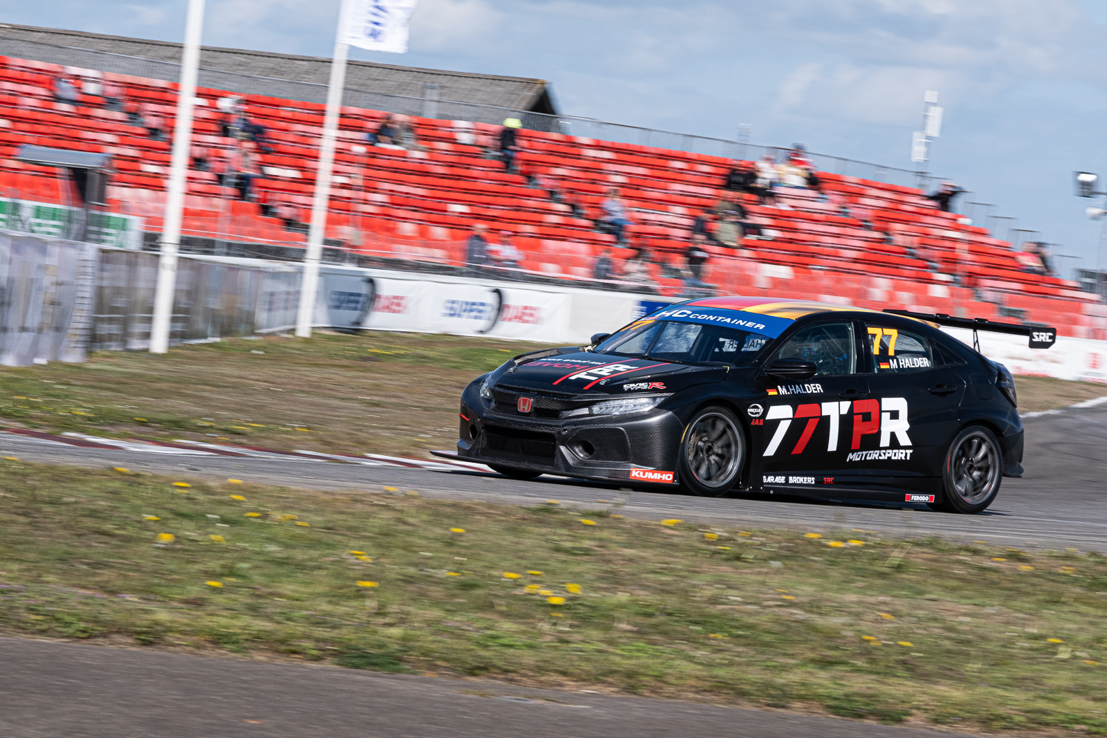 Mike Halder beats Kasper Jensen to controversial Race 3 win ...