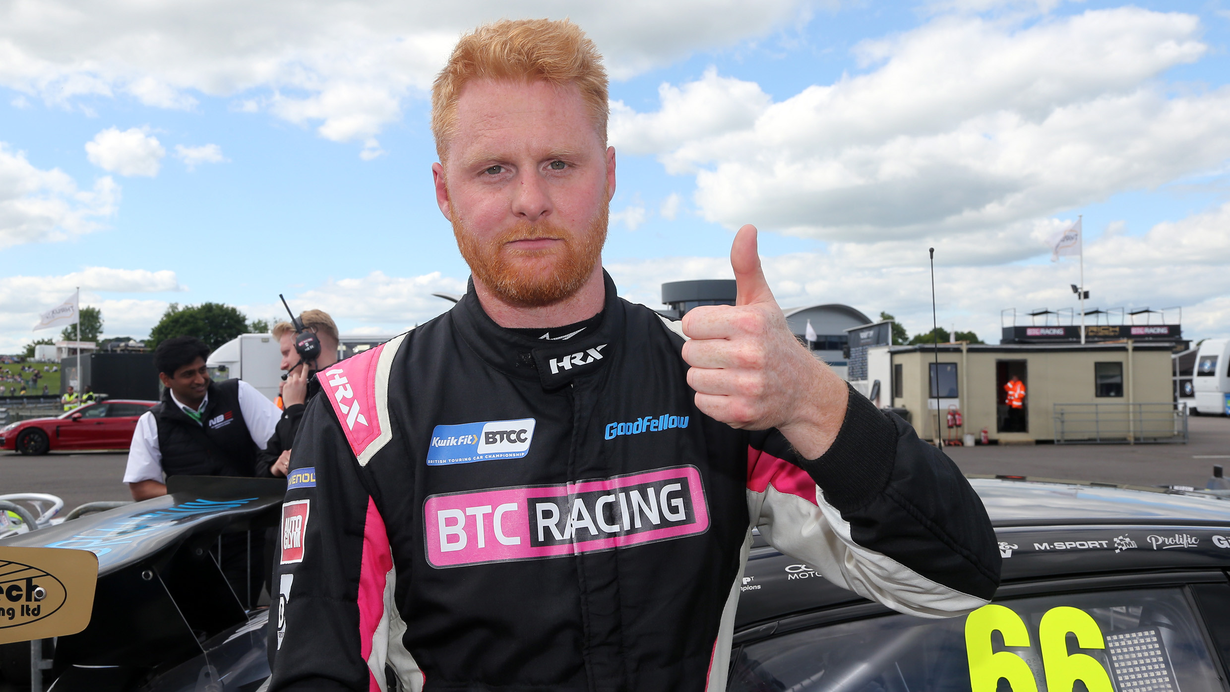 Josh Cook grabs pole at Thruxton – TouringCarTimes