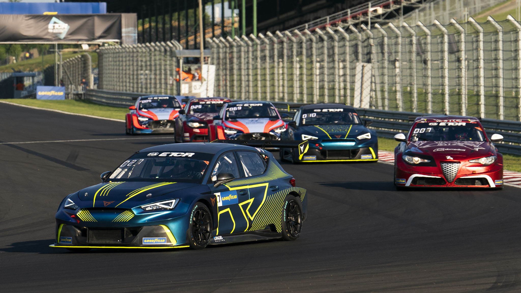 ETCR hits Jarama with Cupra favourites for their home race ...