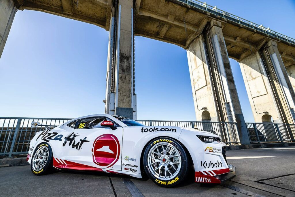 Brad Jones Racing unveils Pizza Hut livery – TouringCarTimes