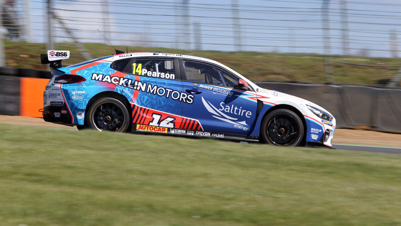 PICS: BTCC teams hit the track at Brands Hatch – TouringCarTimes