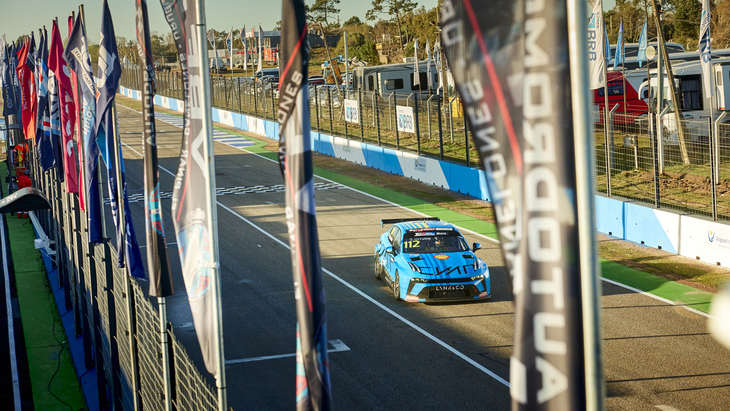 Santiago Urrutia leads Cyan Racing lockout of top places in TCR World ...