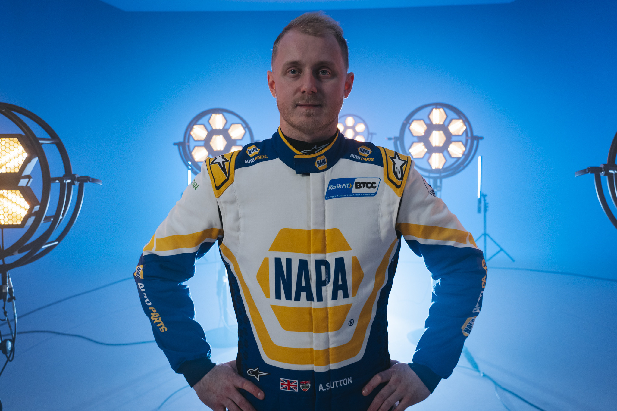 Ash Sutton signs new multi-year deal with NAPA Racing UK – TouringCarTimes