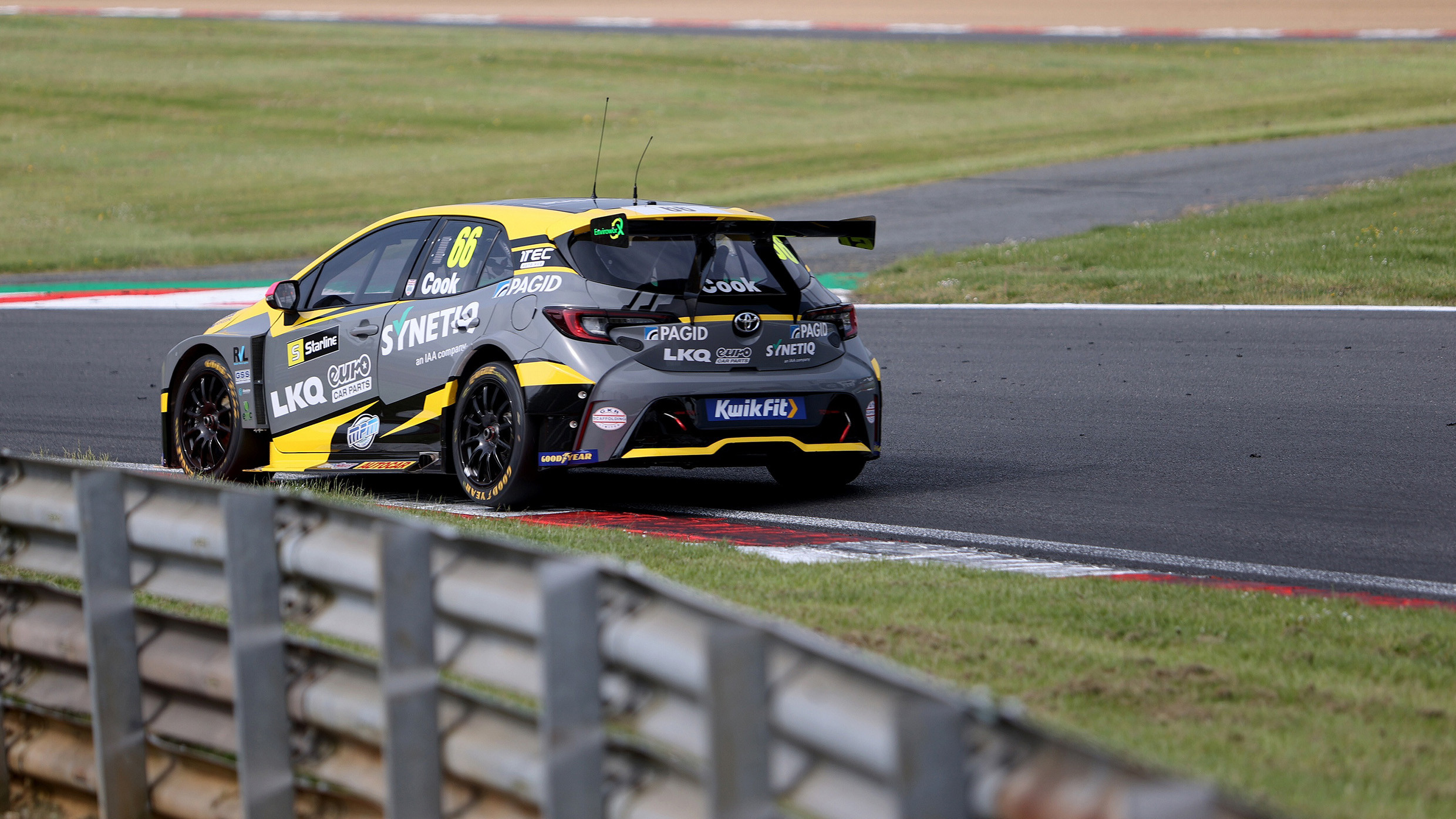 Josh Cook: “It’s going to be a battle of brainpower” – TouringCarTimes