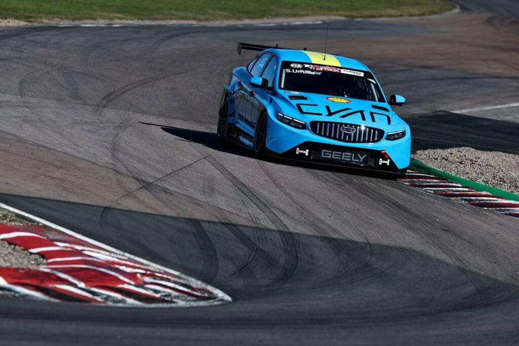 Geely Cyan Racing confirms four drivers for 2026 FIA TCR World Tour ...